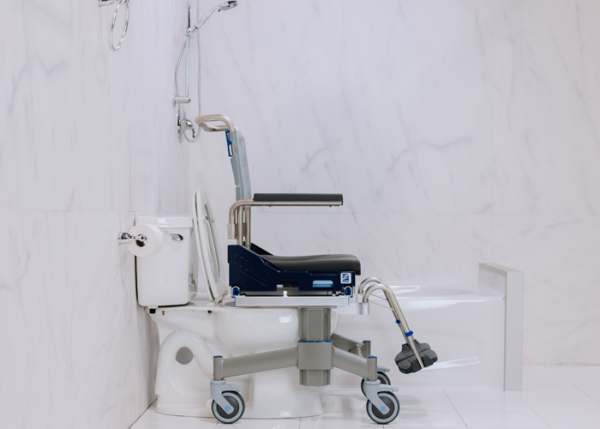 Trakz AT and AP Tub Slider – DYNAMIC HEALTH CARE SOLUTIONS