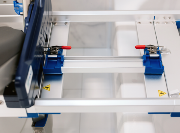 Trakz AT and AP Tub Slider – DYNAMIC HEALTH CARE SOLUTIONS